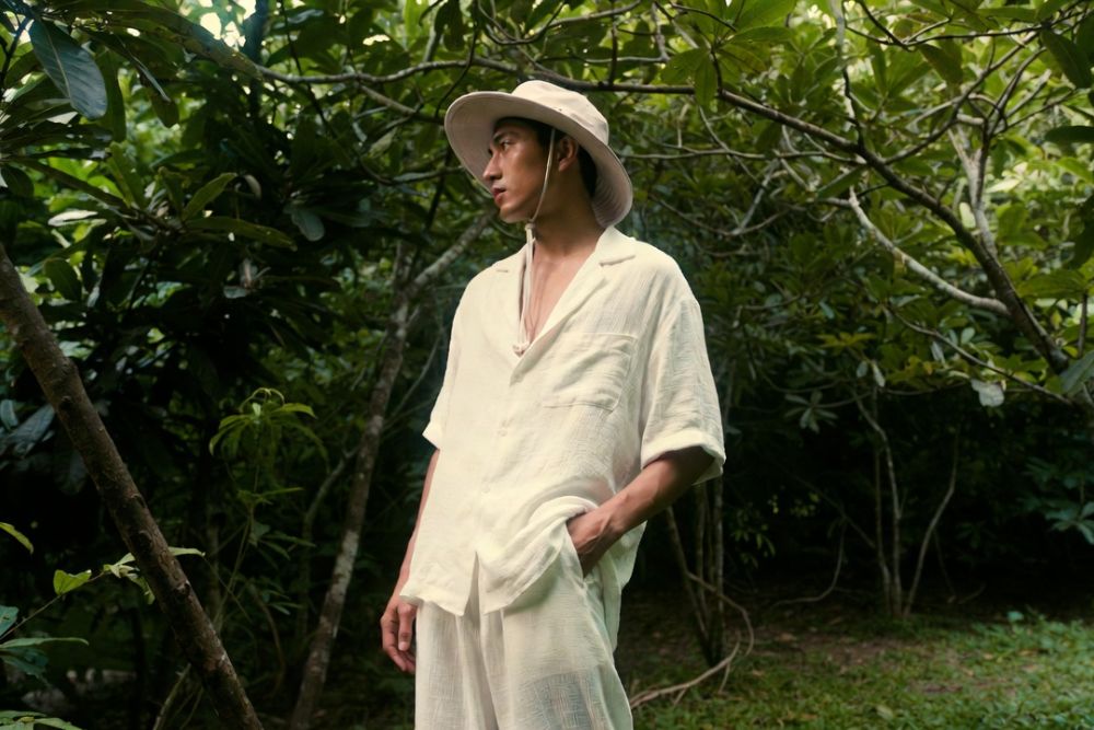 Best Fabrics to Wear in Hot, Humid Countries (and Why Synthetics Fail ...