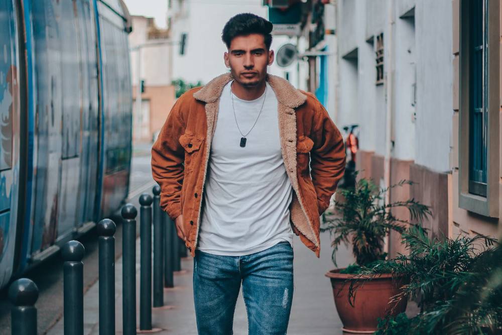 How To Dress Like A Badass Man (15 Outfits & Tips) | Panaprium