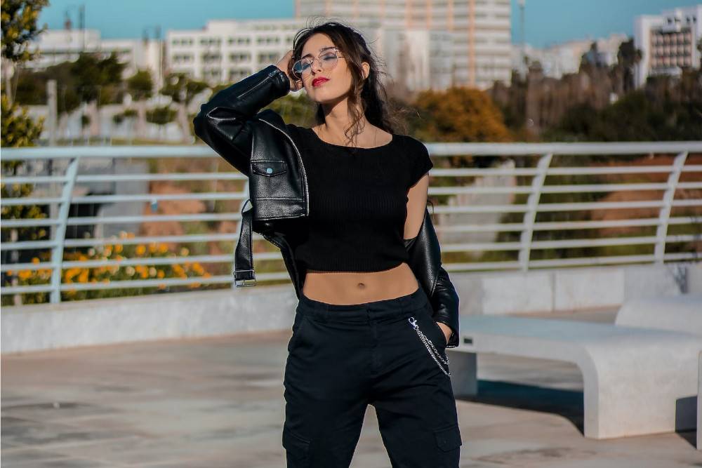 What To Wear To A Metal Concert (15 Best Outfits) | Panaprium