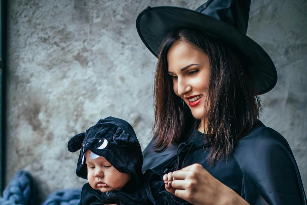 10 CLEAR Signs You Are a Natural Born Witch & What to Do – Panaprium