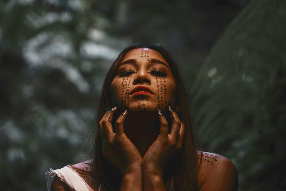 15 CLEAR Physical Signs You Are a Witch - MUST READ for All Witches ...